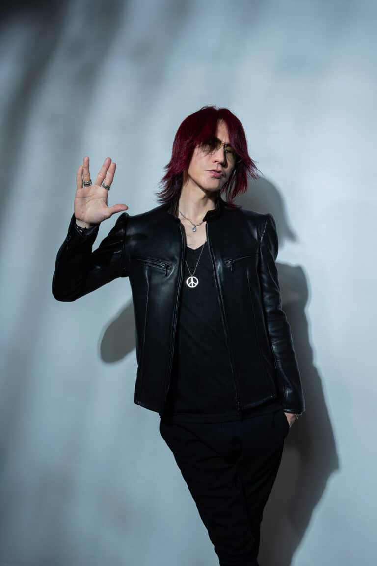 THE INTERVIEW Vol.2 SUGIZO 〜後編「僕が人生を賭けて世の中に伝えたいこと」〜 - THR Japan