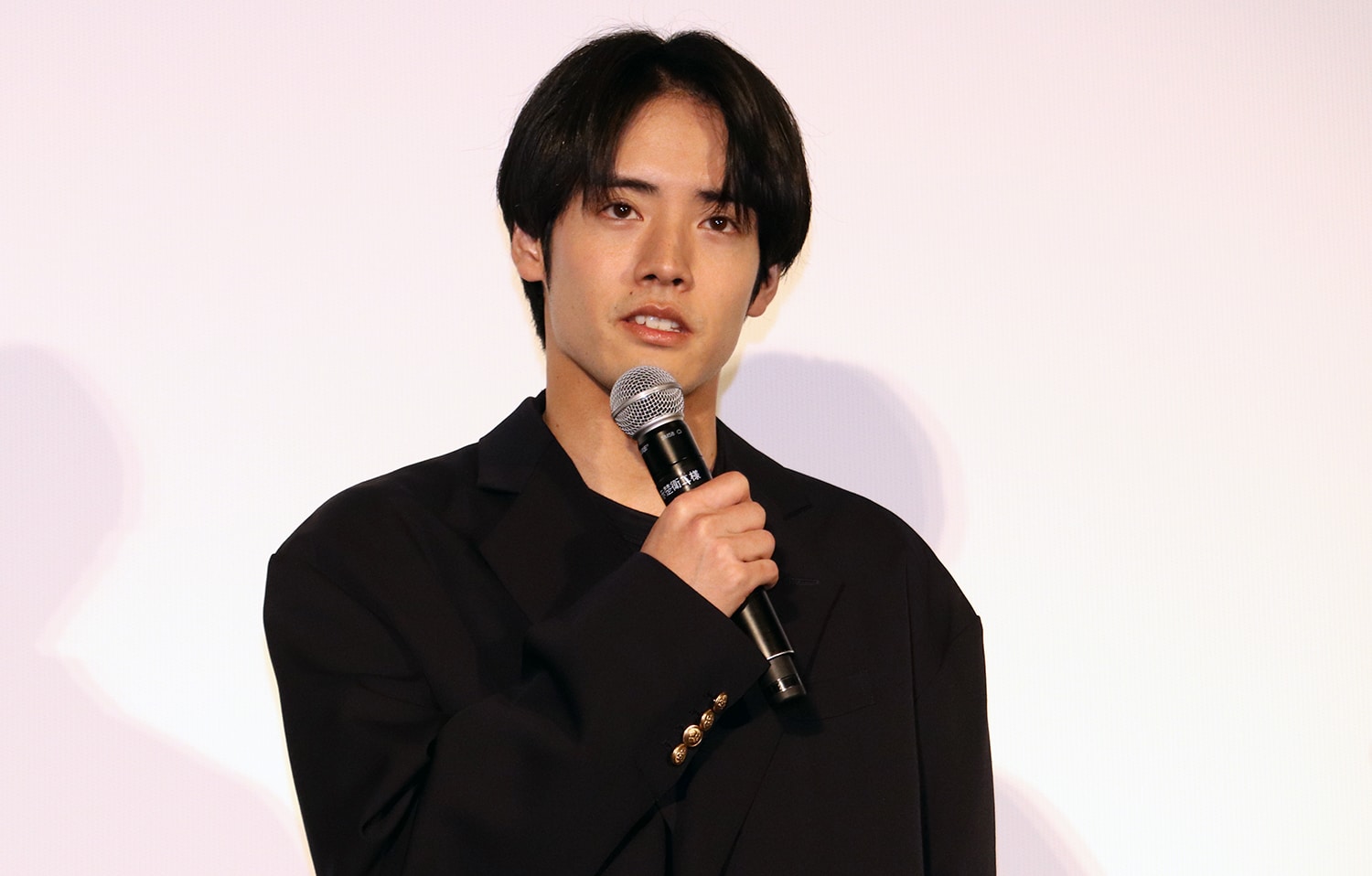 赤楚衛二 366日 大ヒット＆誕生日でダブルの喜び 素晴らしい景色見させてもらっている - THR Japan